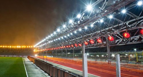 What features should I look for when purchasing race track lighting ...